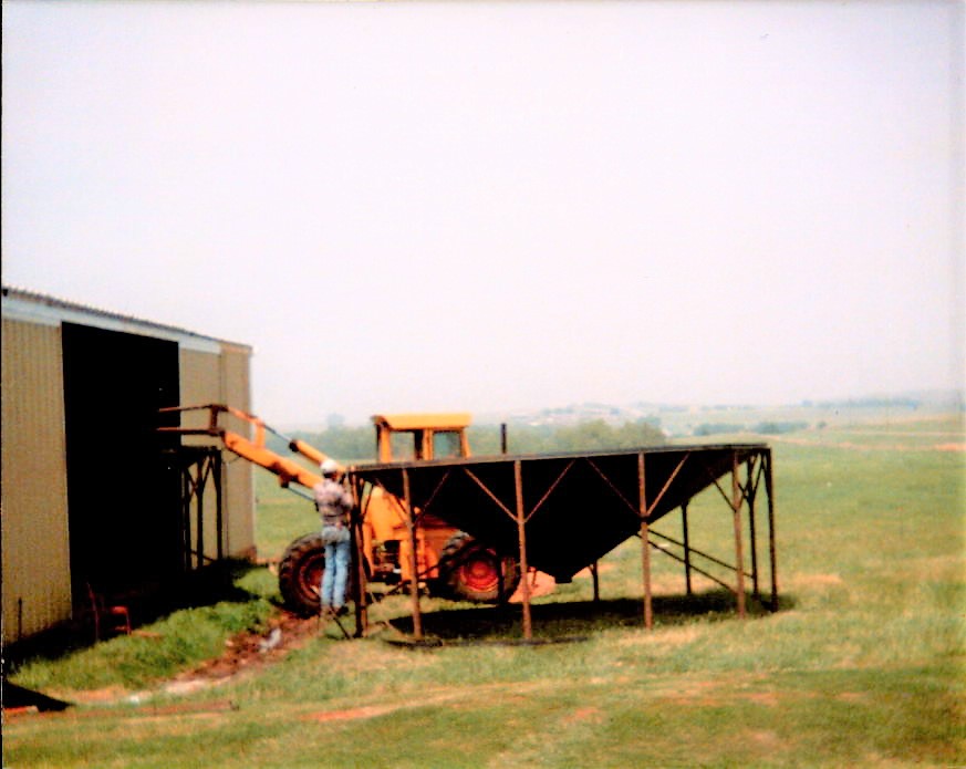 About | Wall Equipment | Colony, OK |equipment company